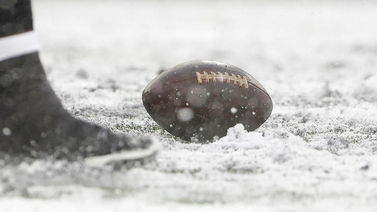 Eagles vs. Rams NFL playoff weather: Snow could be falling in ...