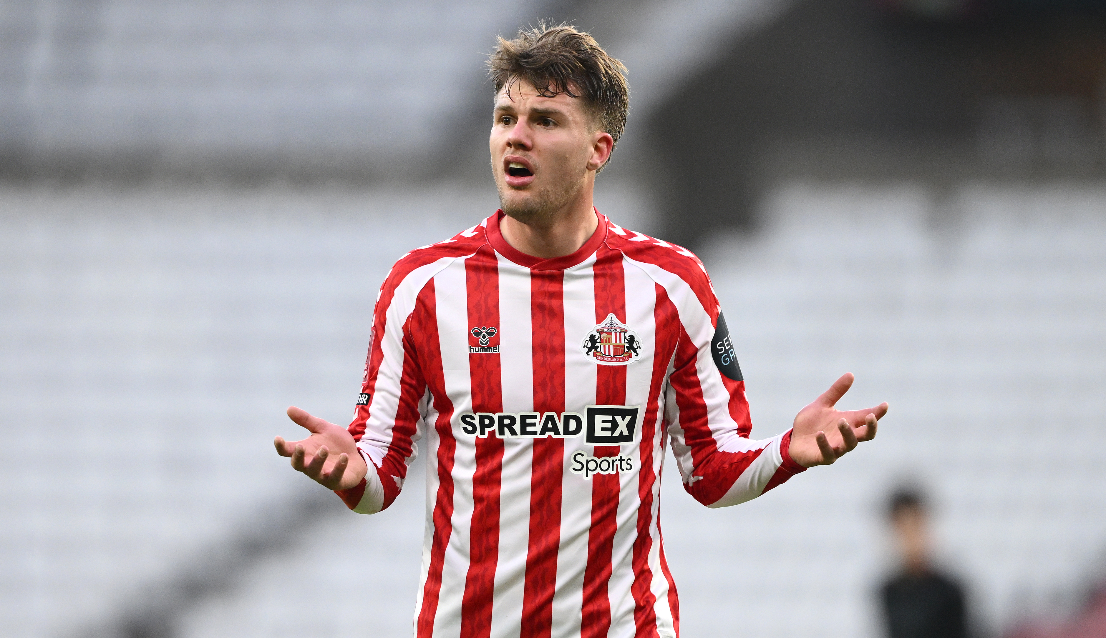 Régis Le Bris's Sunderland starting XI and substitutes to face Norwich ...