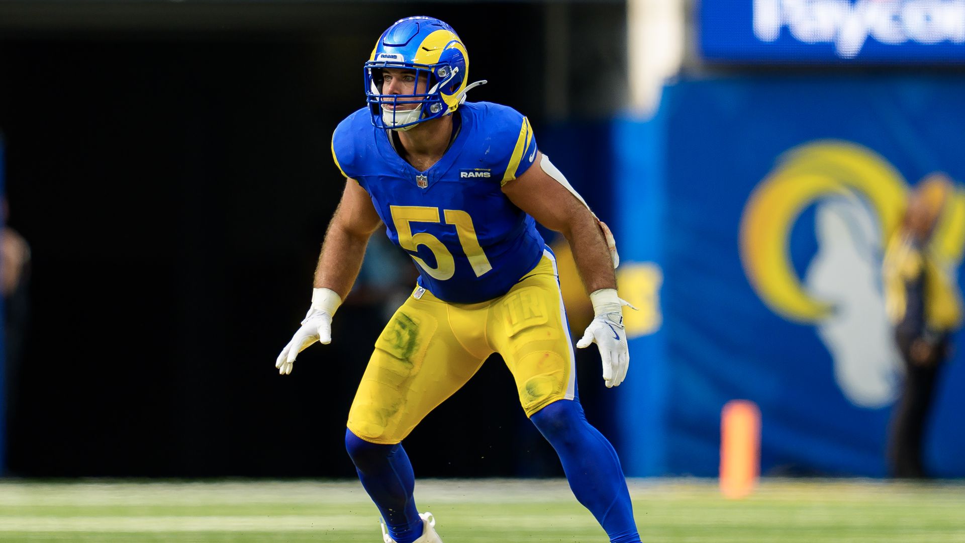 Rams make 2 roster moves