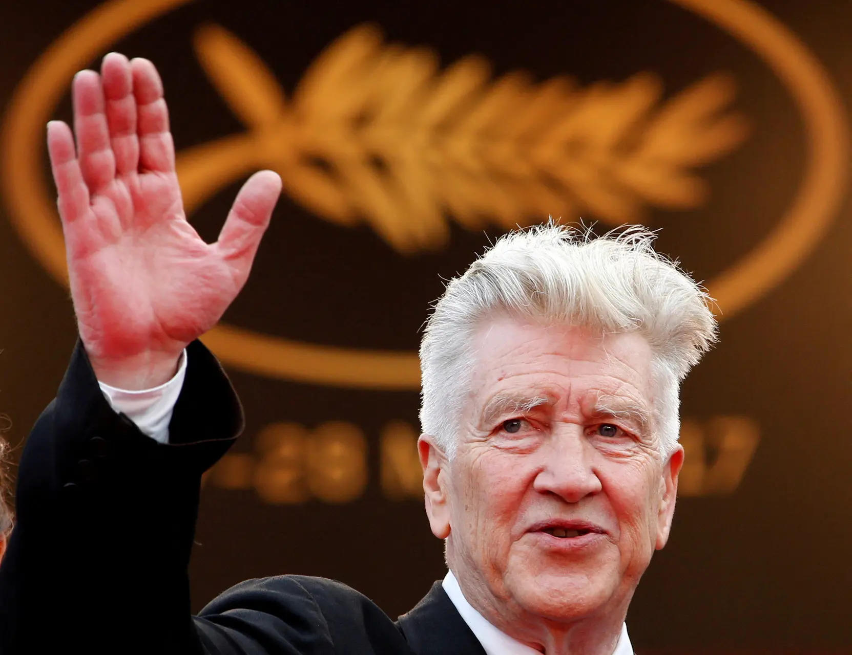 David Lynch, Iconic 'Twin Peaks' and 'Blue Velvet' Visionary, Passes ...