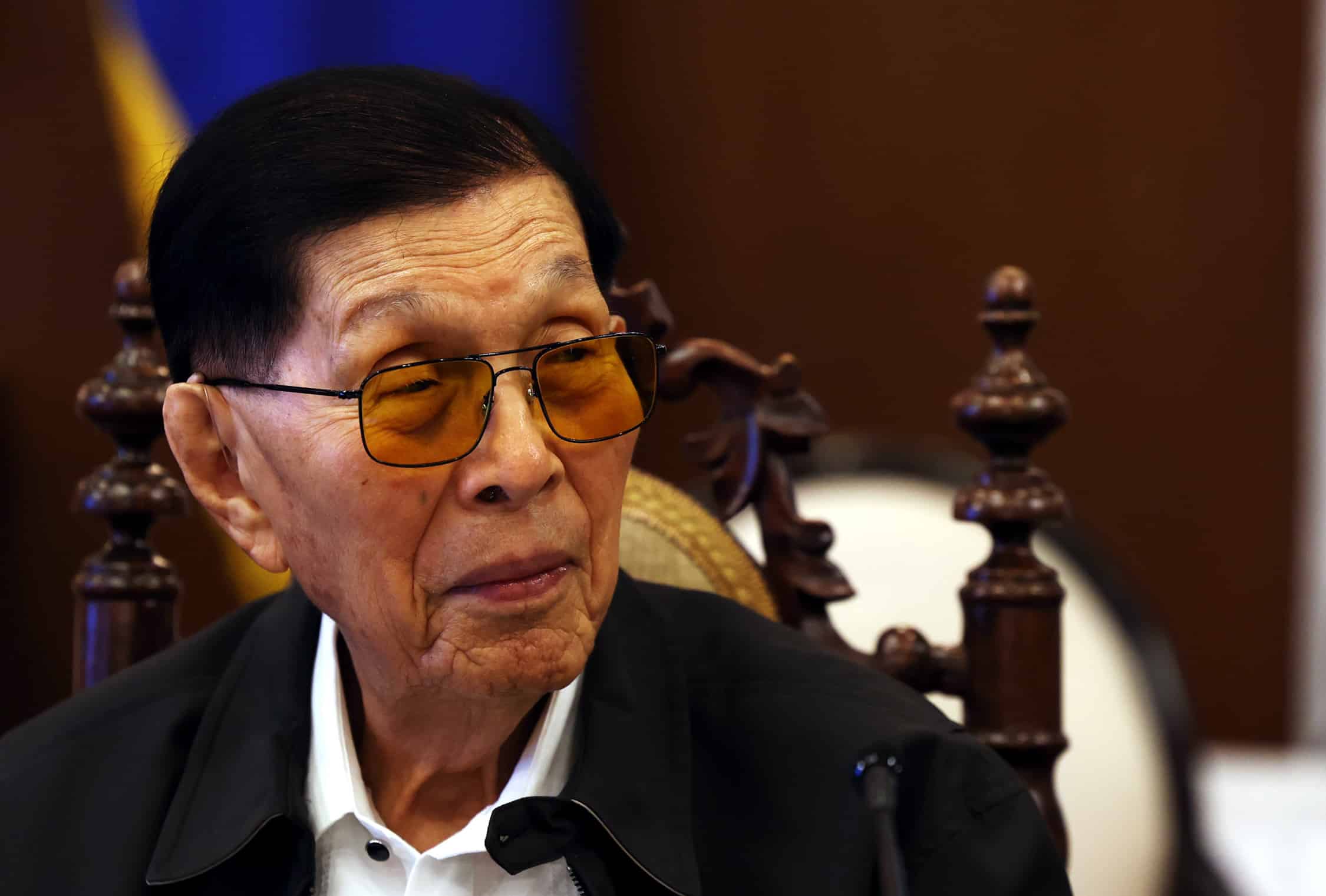 Enrile: Duterte’s drug war not legitimate policy
