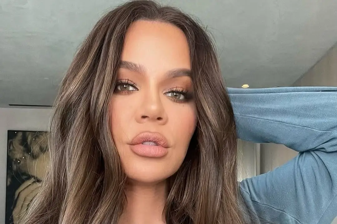 ‘She Can't Even Smile’: Fans Call Out Khloé Kardashian's 'Ruined' Face ...