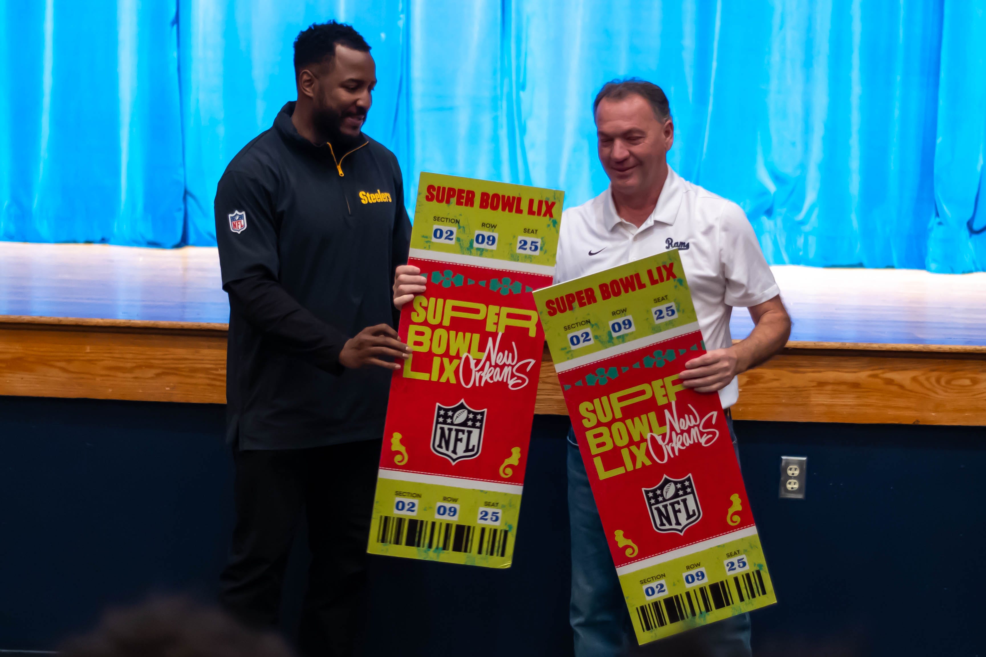 Steelers give 'super' retirement gift to longtime Rochester football ...