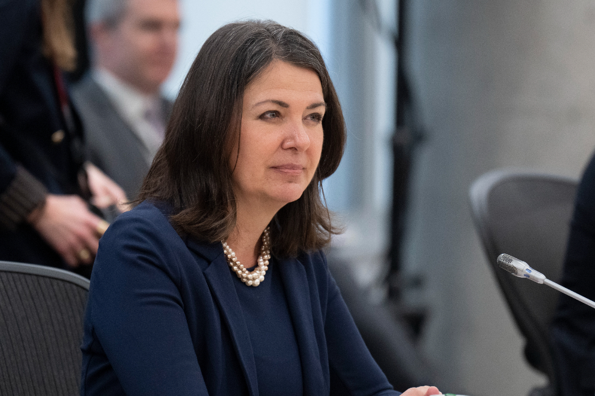 Alberta breaks ranks in Canada’s fight against Trump tariffs