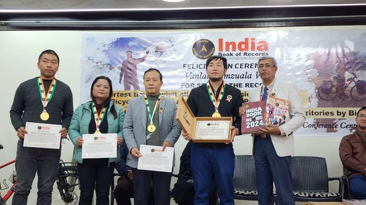 Mizoram cyclist Vanlallawmzuala Varte enters India Book of Records for ...