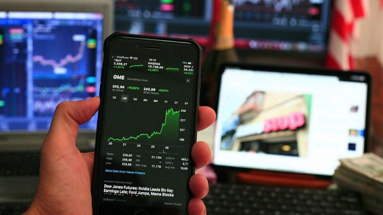 Surana Telecom and Power shares surge 8% after securing ₹190 crore ...