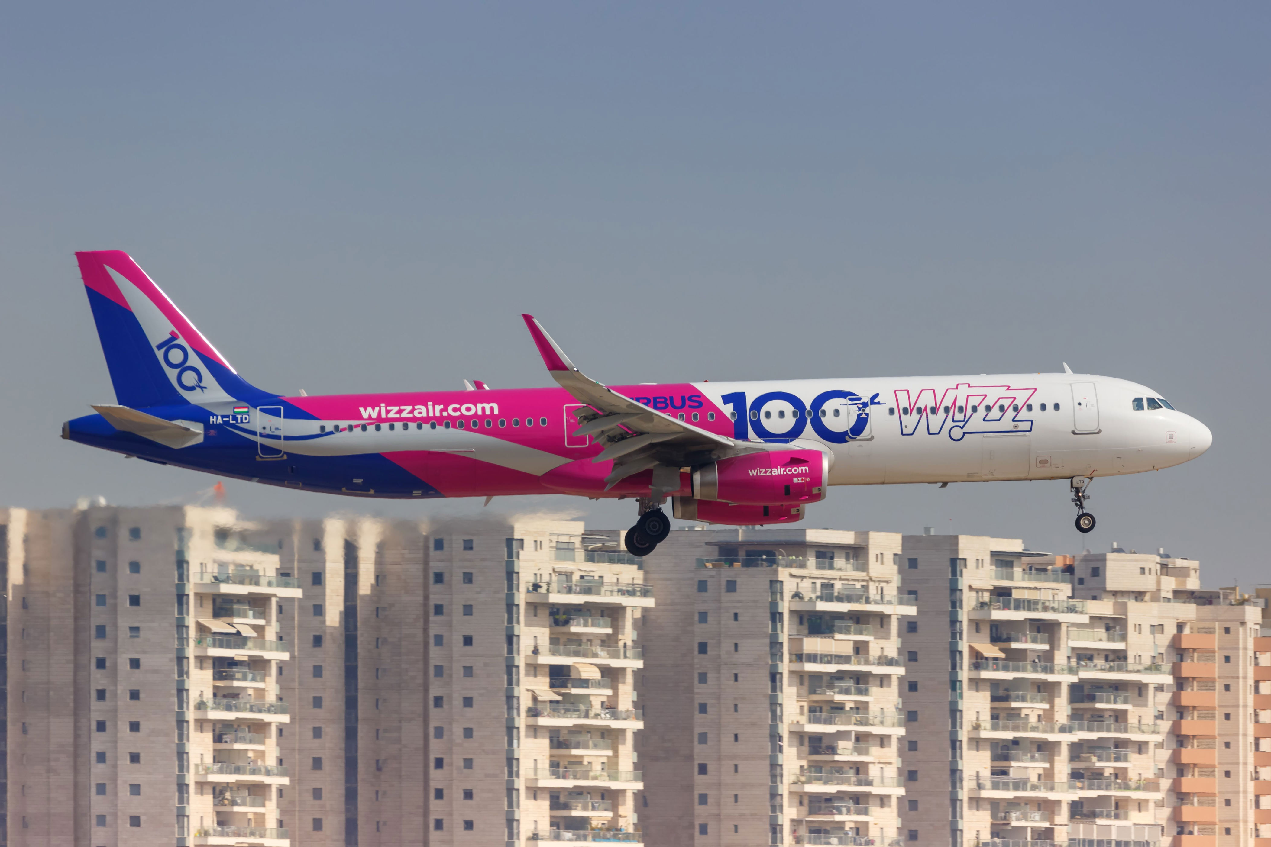 El Al Israel Argues New Wizz Air Tel Aviv Base Represents State ...