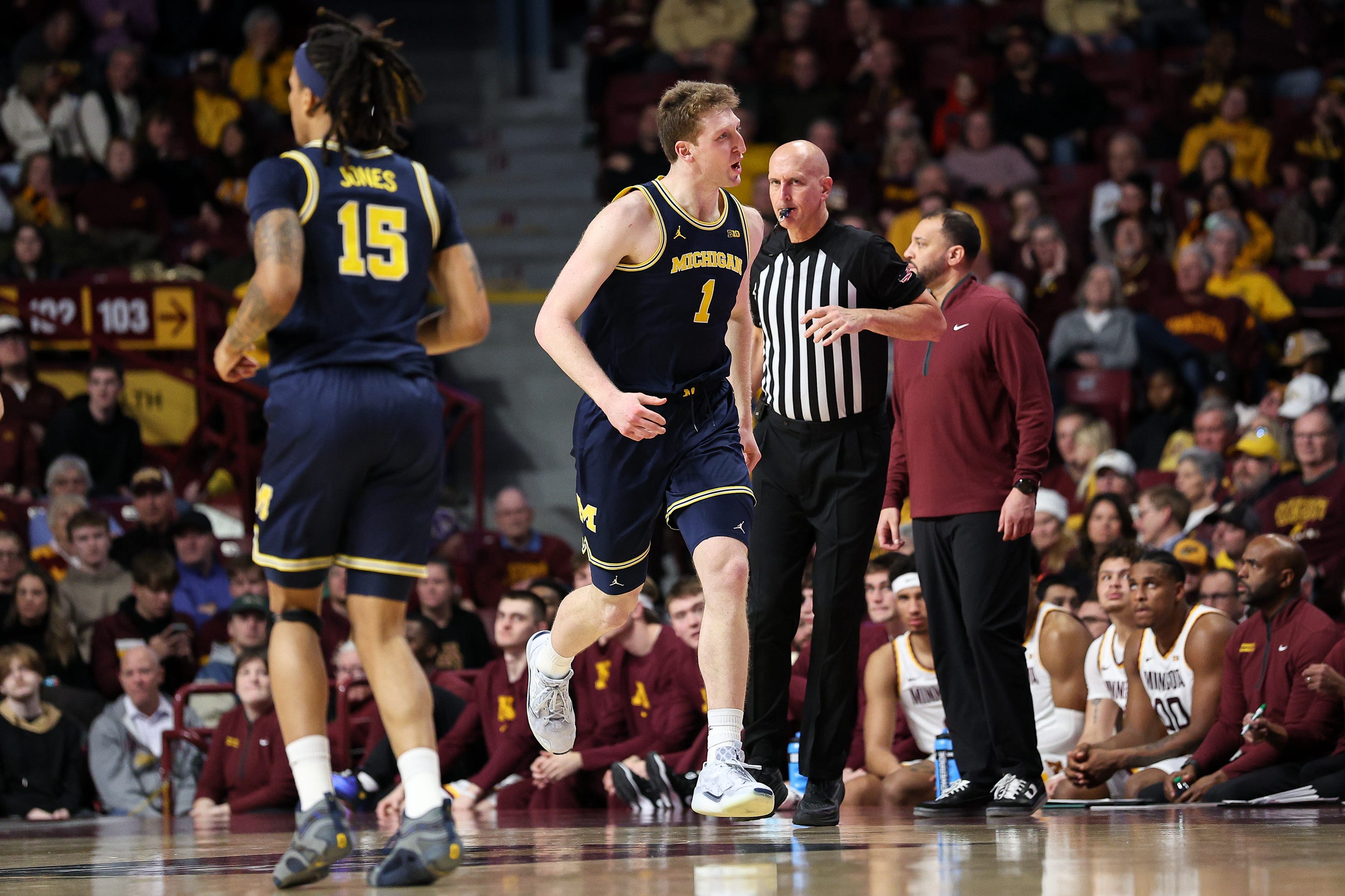 Michigan basketball: Danny Wolf named finalist for Karl Malone Award as ...