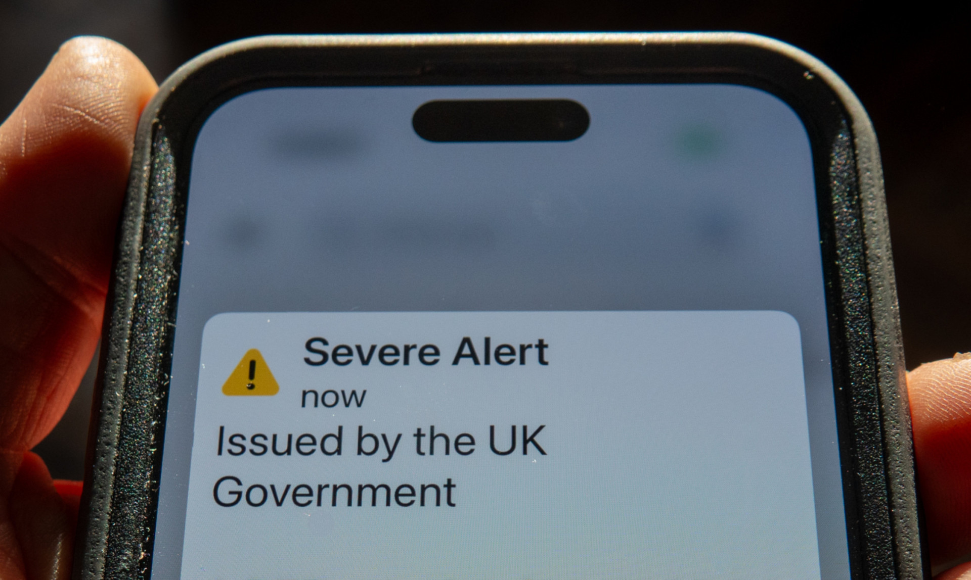 'Armageddon alert' to set off alarm on millions of phones across the UK