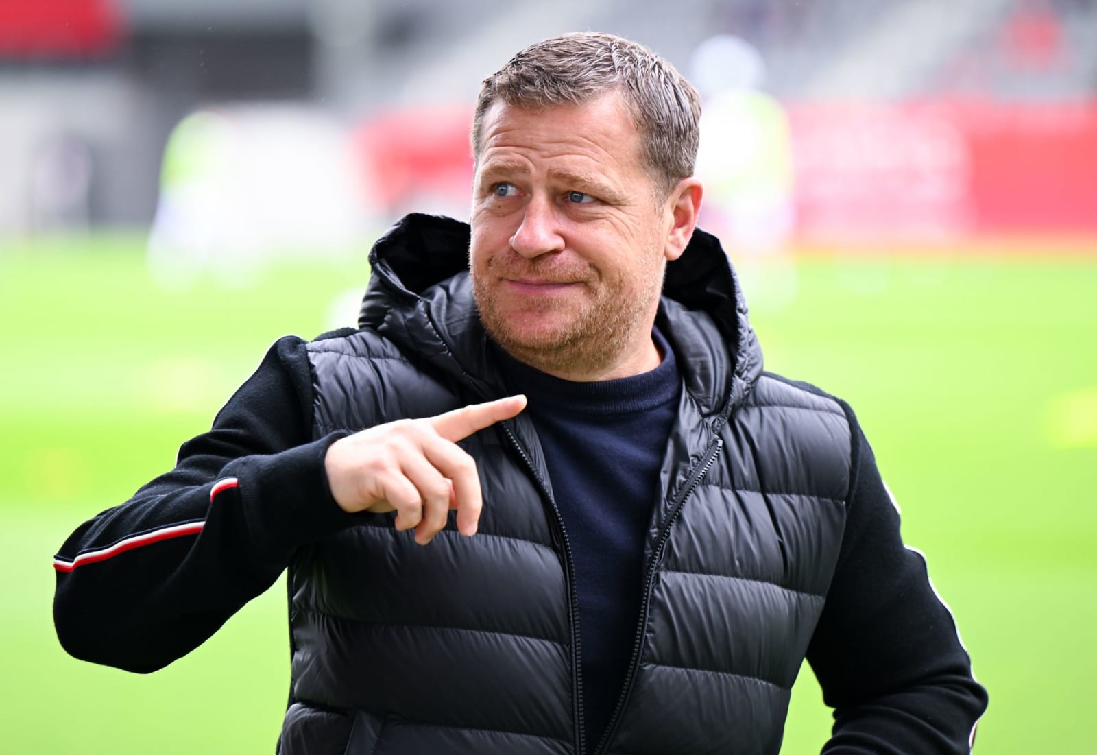 Bayern's Eberl admits he is impatient amid raft of contract talks