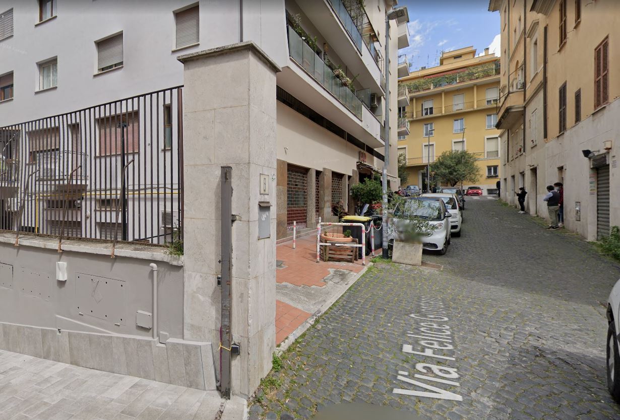 Roma, precipita nel vano dell'ascensore in una clinica ai Parioli ...