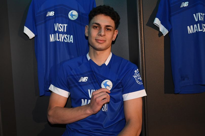 Cardiff City announce 'powerful' first January signing on long-term deal