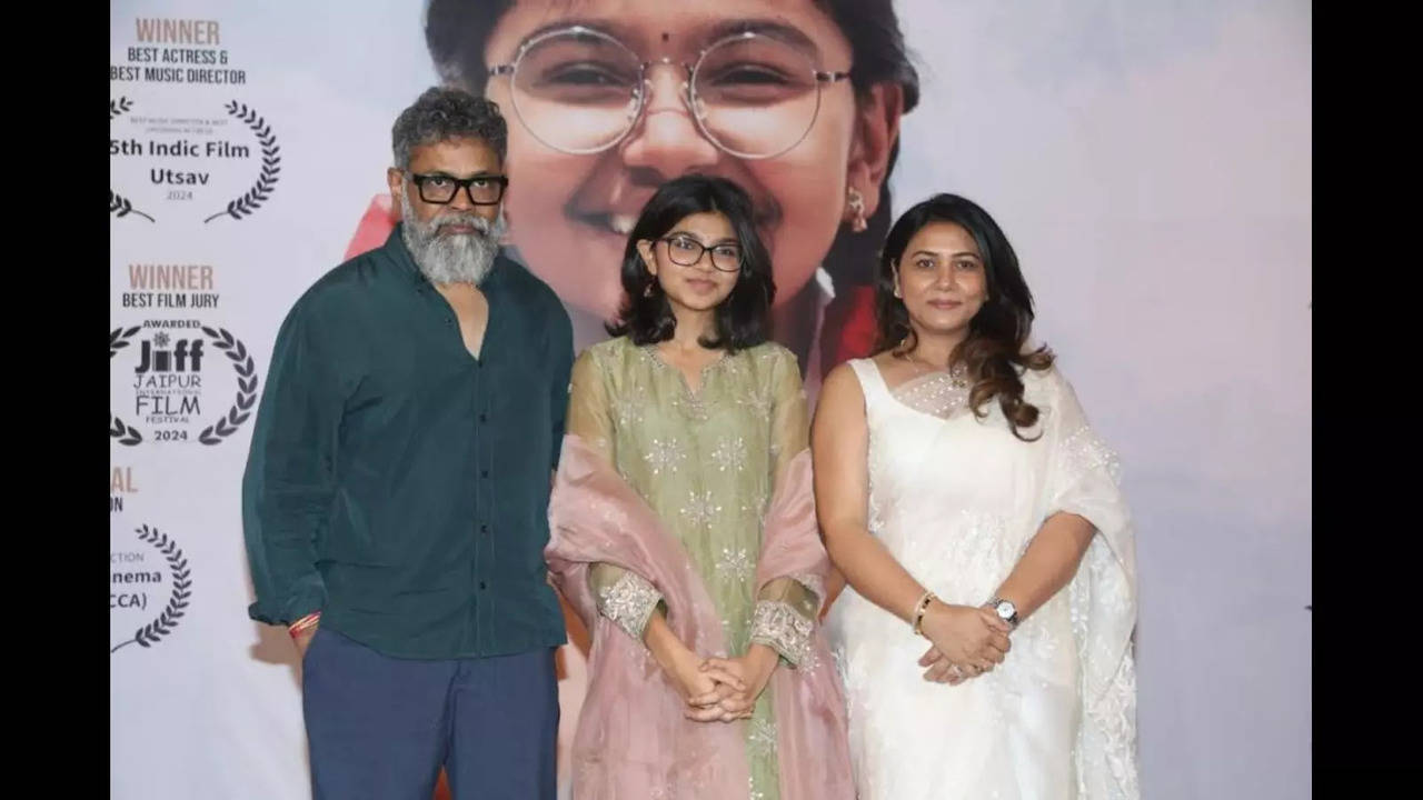 ‘Pushpa’ Director Sukumar's Daughter Sukriti Shaved Her Head For Debut ...