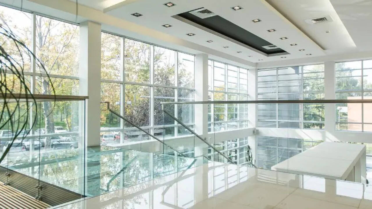 Here's Why You Should Become An Indoor Sun Seeker