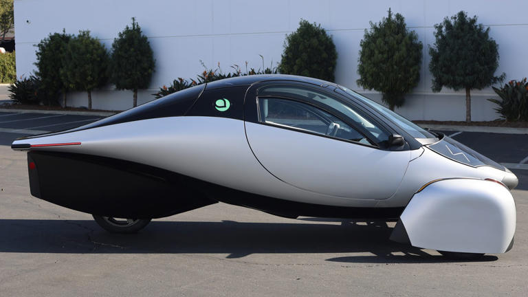 Aptera Says Its $40,000 Solar-Powered EV Is Finally Coming This Year ...