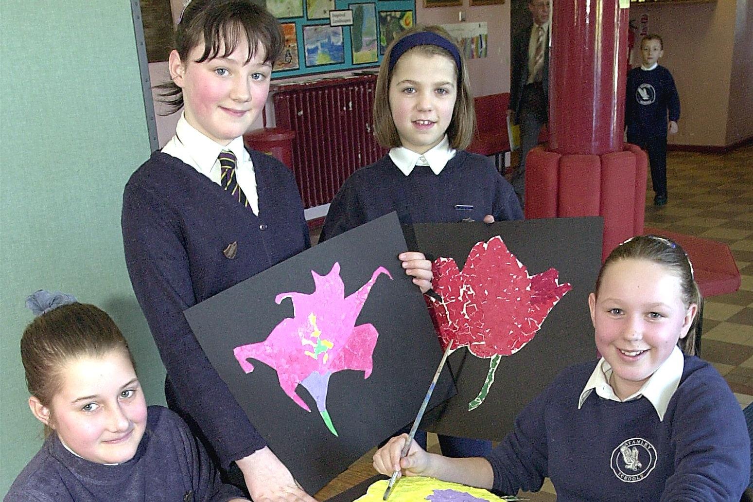 35 nostalgic photos taking you back to the classrooms of 2001 and 2002 ...