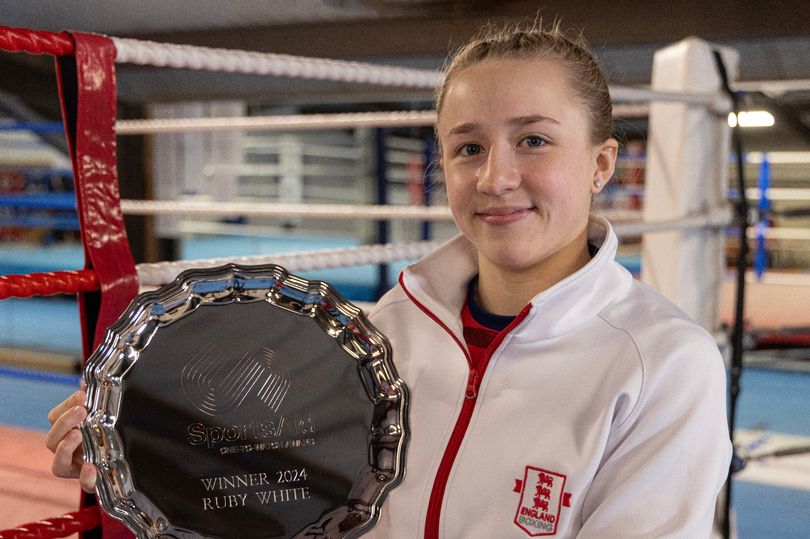 Boxing prodigy crowned winner of prestigious award