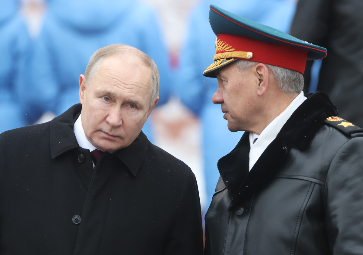 Putin's Military Purge 'Unnerved' Russian Elites: Report