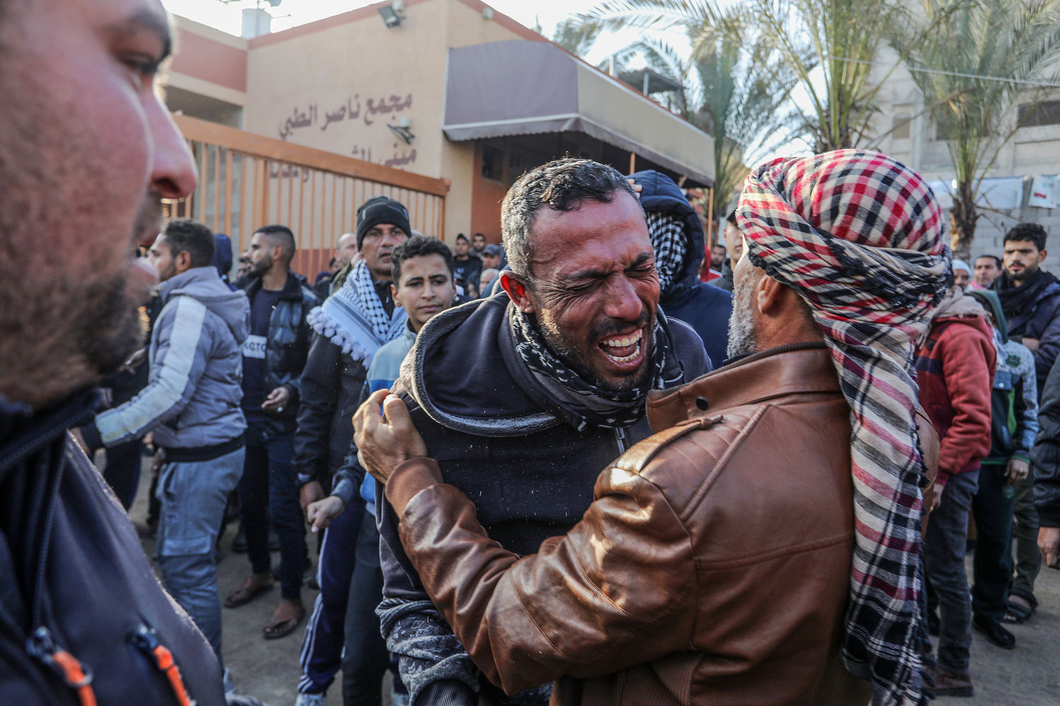 Israeli security cabinet votes on ceasefire deal and Biden's ...