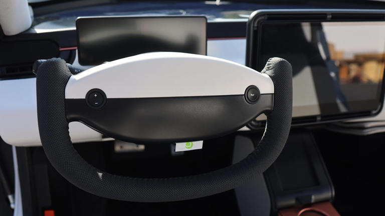 Aptera Says Its $40,000 Solar-Powered EV Is Finally Coming This Year ...
