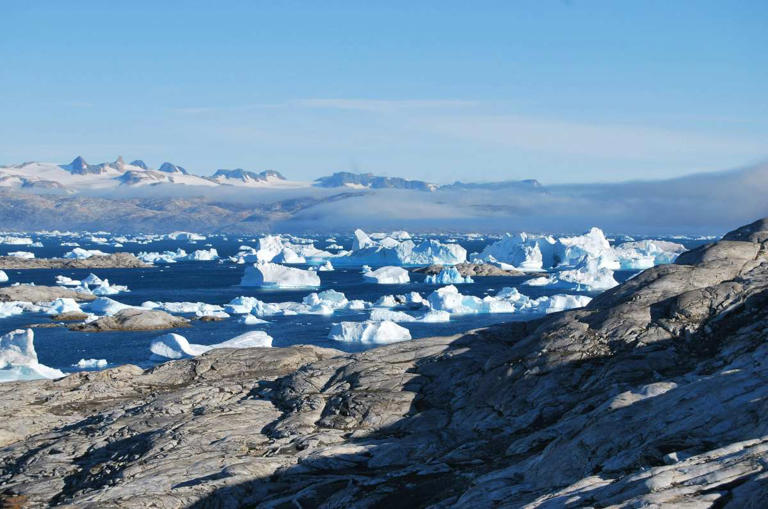 Bizarre climate paradox will make Greenland’s sea levels fall — even as ...