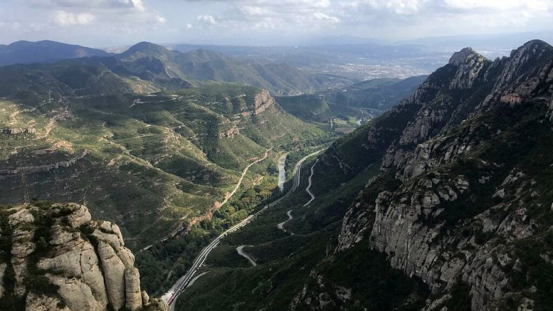 Αυτές οι χώρες ανακηρύχθηκαν οι καλύτεροι προορισμοί για οδικά ταξίδια ...
