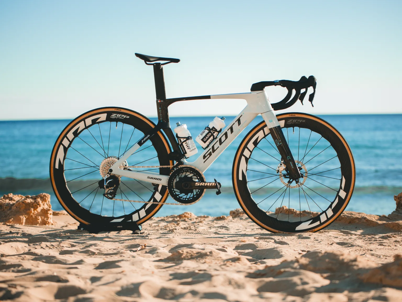 Q36.5 Pro Cycling Team Adds All-New SCOTT Addict RC + Tom Pidcock!