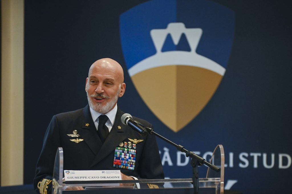 Giuseppe Cavo Dragone è il nuovo presidente del Comitato militare della ...