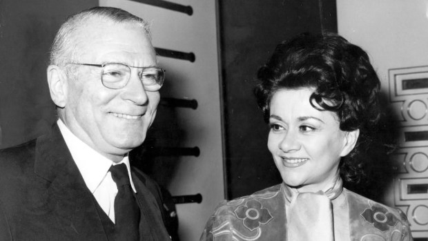 Joan Plowright, British Star of Stage and Screen, Dies at 95