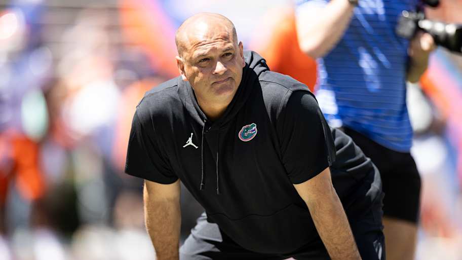 Report: Gators WR Coach Billy Gonzales Agrees to Extension