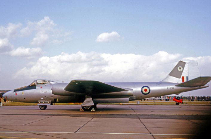 The Promising Beginning and Sudden End of the BAC TSR.2