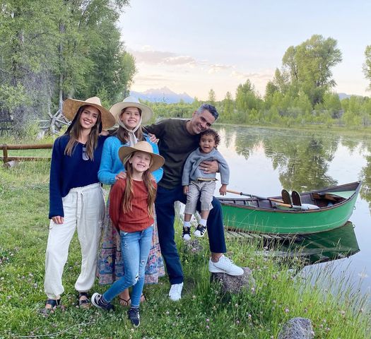 Who Is Jessica Alba's Estranged Husband? All About Cash Warren and ...