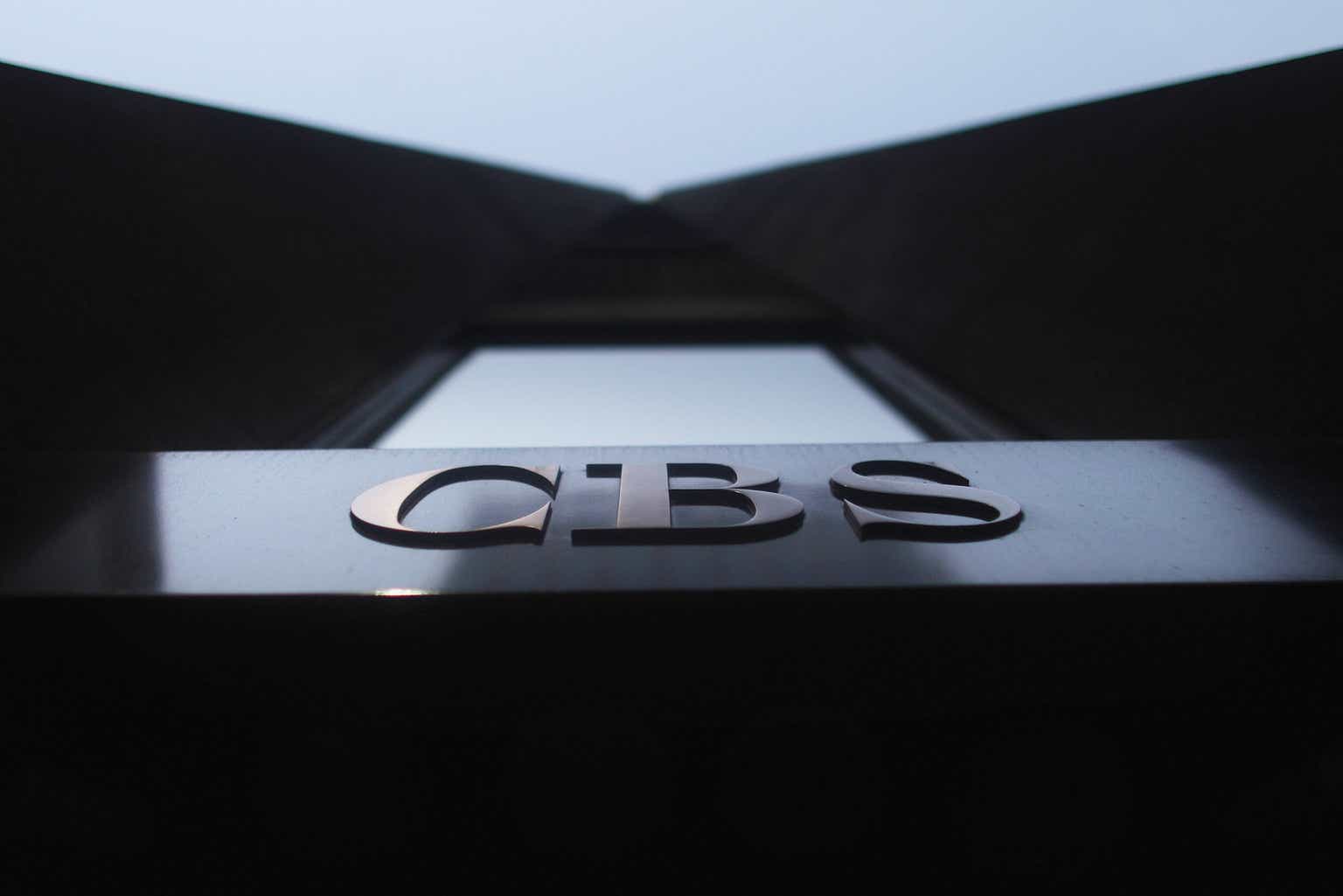 Paramount wants to settle CBS suit with Trump and not risk Skydance ...