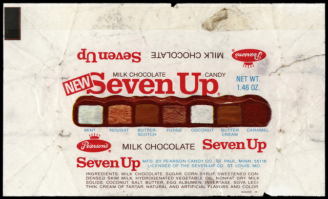 10 Retro Candy Bars You`ll Wish Would Make a Comeback