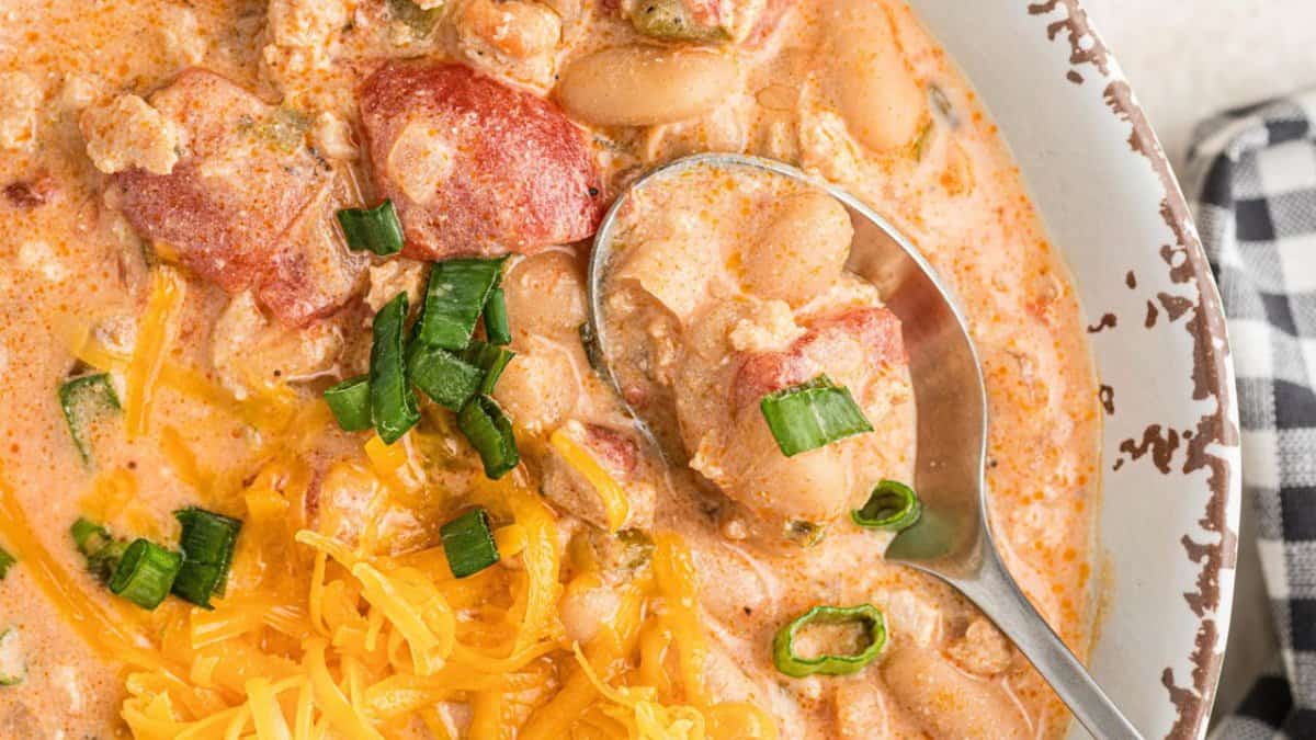 25 slow cooker meals that cook while you're busy with better things