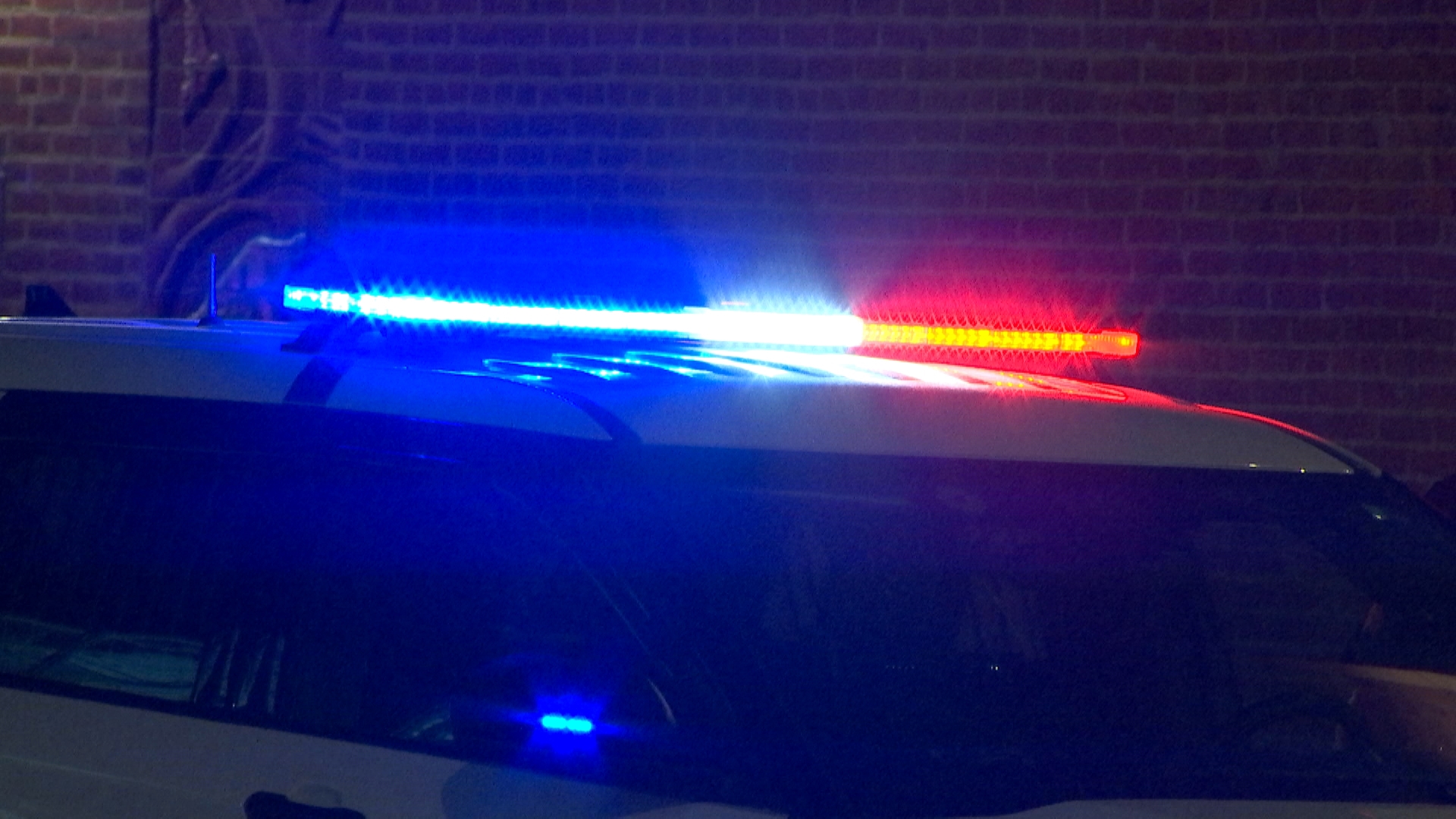 20-year-old man dead after crash on I-71 in north Columbus
