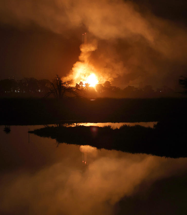 Evacuations order lifted, Highway 1 remains closed as fire at Moss ...