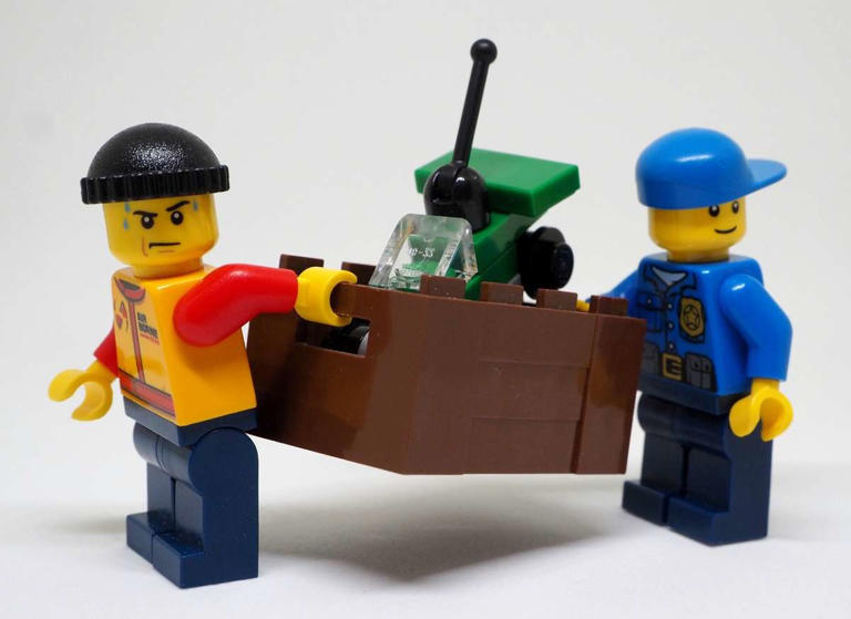 5 Ways to Get Cheap Legos
