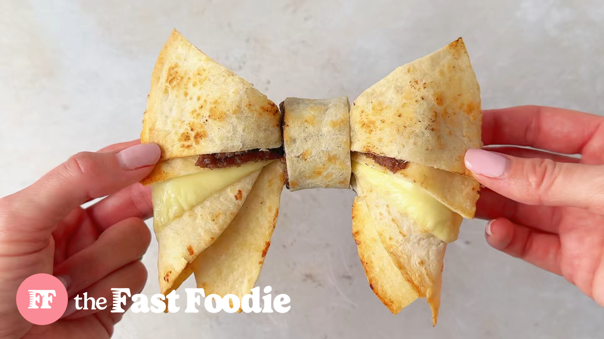Smash burger bows, a delicious twist on a viral trend