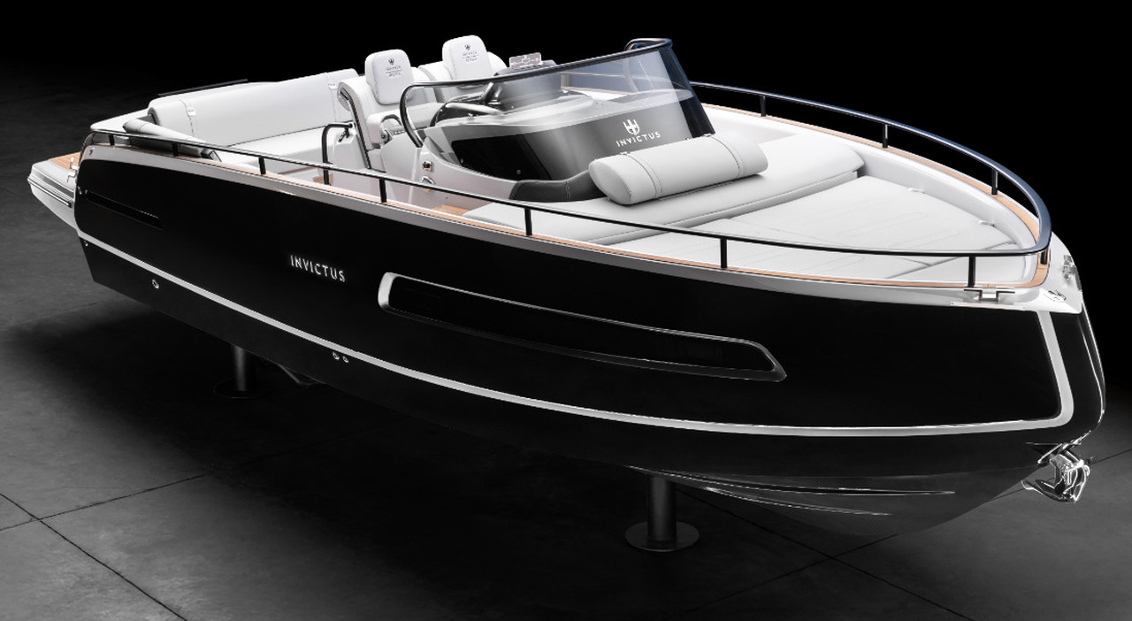 Boot di Düsseldorf: in primo piano Invictus con GT280 Carbon Look e ...