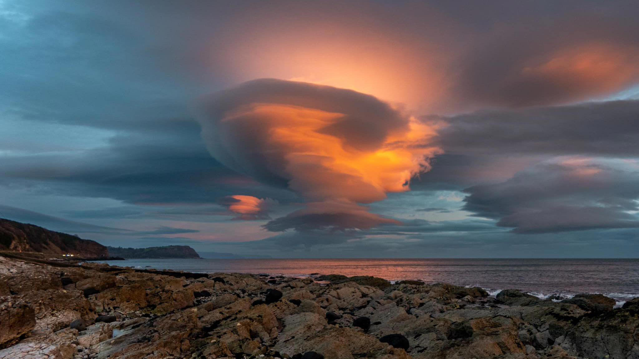 Rare cloud formation spotted on Antrim coast Rare cloud formation spotted on Antrim coast