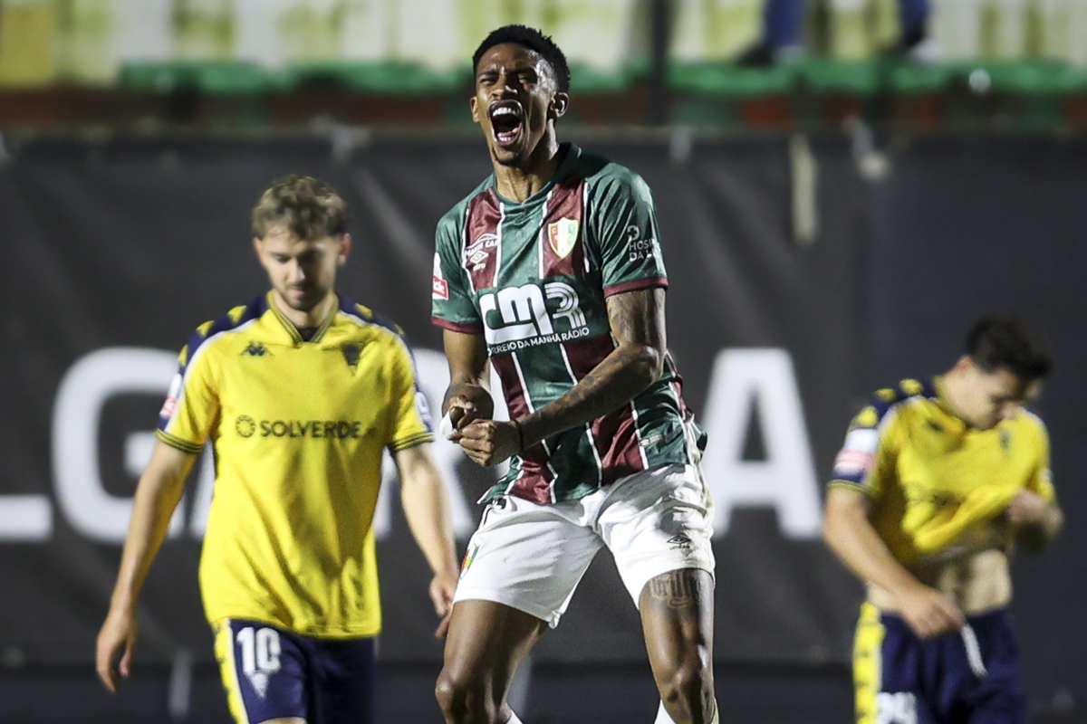 André Luiz segue do Estrela para o Rio Ave e duo faz o trajeto inverso