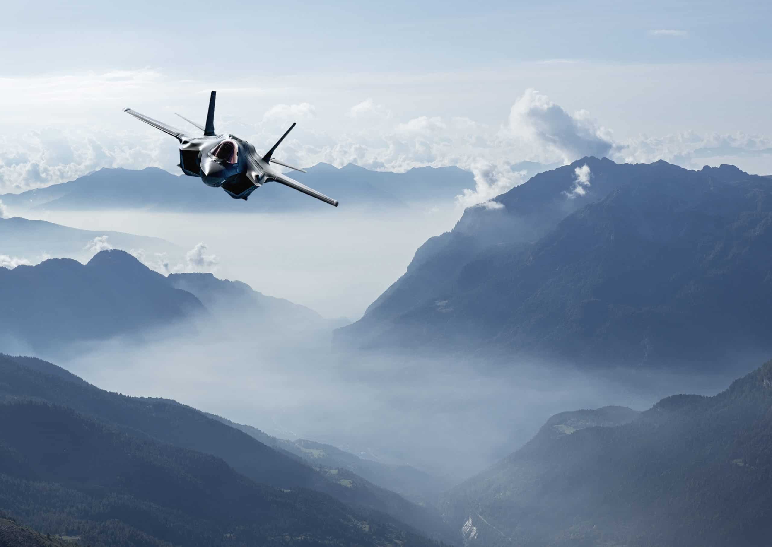 Can You Guess the Fastest Flying Plane in the US Air Force?