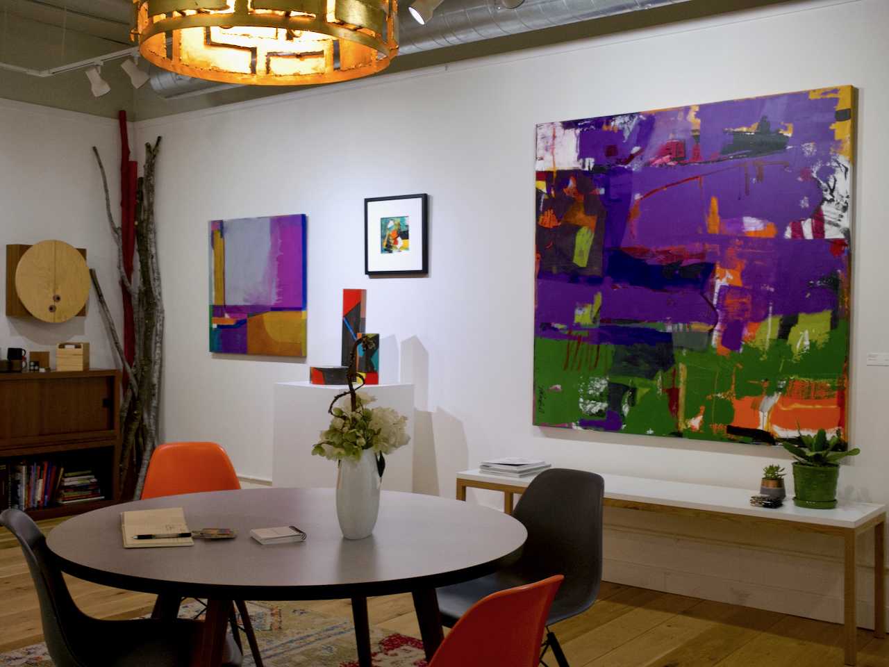 Milwaukee's Third Ward Association hosts first gallery night of 2025