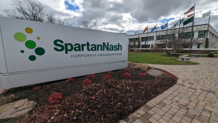 SpartanNash donates 6 truckloads to wildfire relief