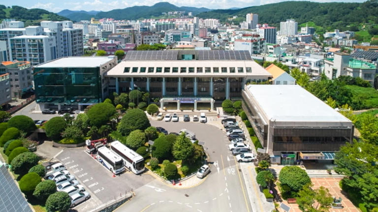 China’s new Type 054B frigate exposes US naval inertia