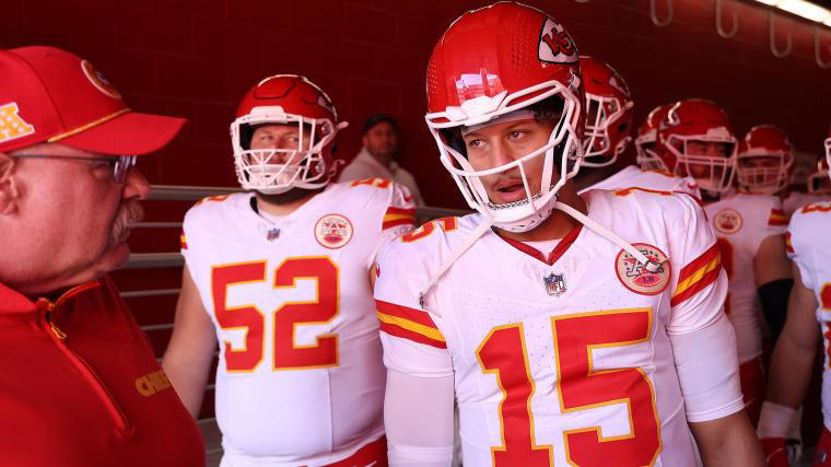 Who is the Chiefs' backup quarterback? Kansas City's 2025 QB depth ...