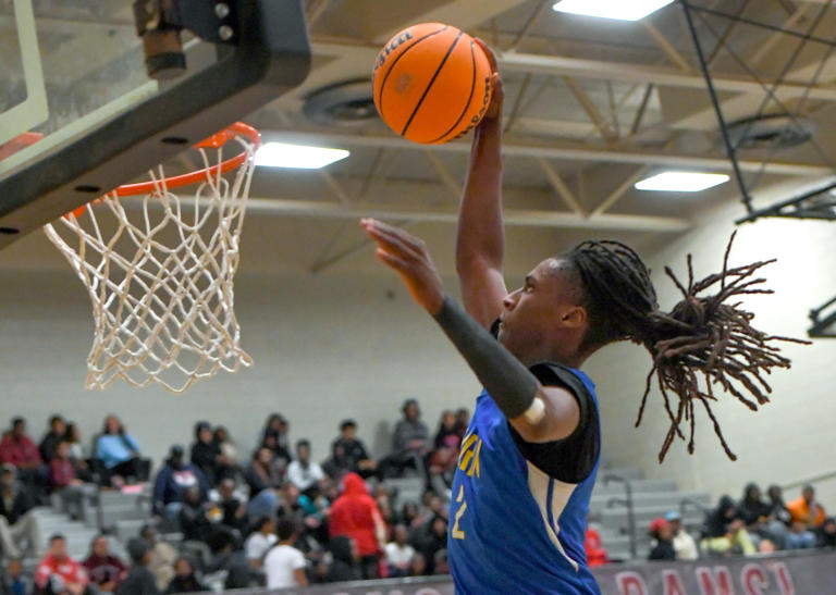 Wren boys basketball in control of new region after renewed rivalry victory