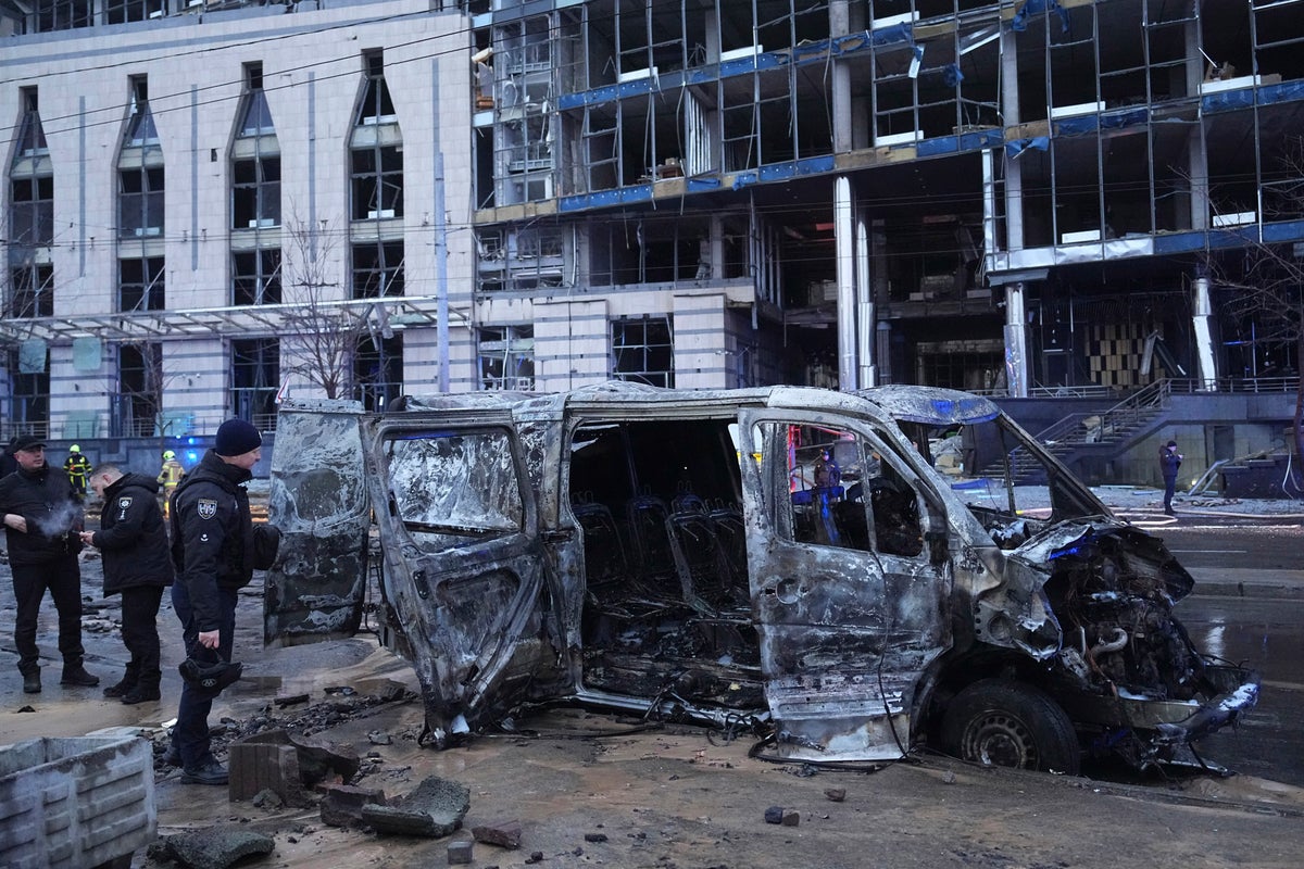 Ukraine-Russia latest: Four dead in Kyiv as Putin’s forces launch ...