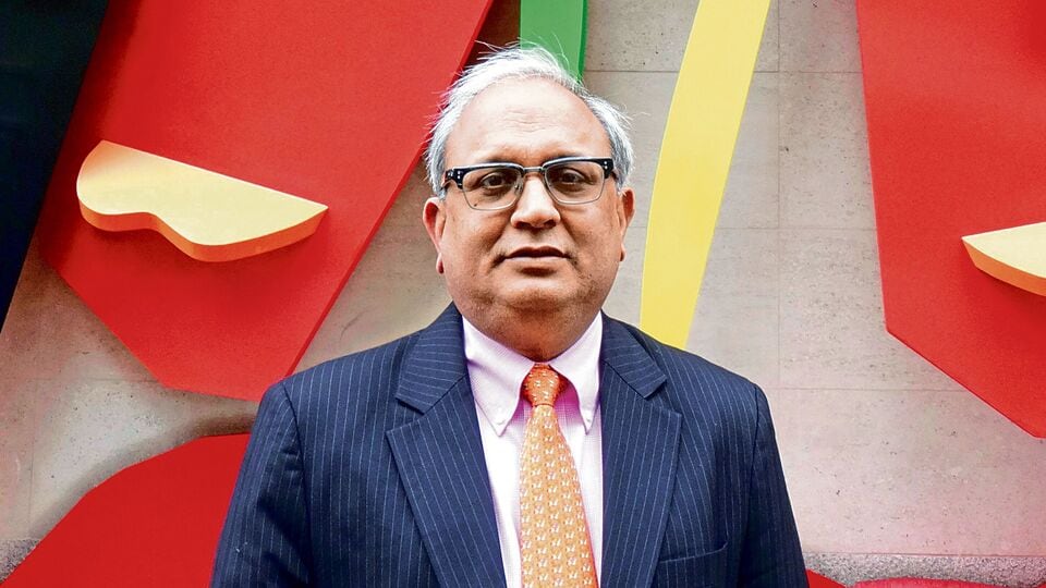 ₹1,500 salary per month and some perks - this is what Samir Arora's ...